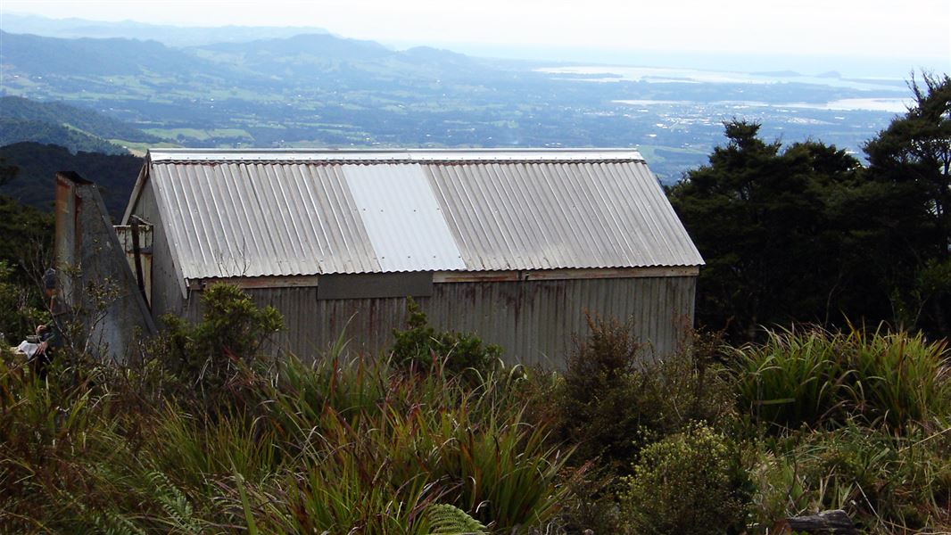 Kauritatahi Hut: Kaimai Mamaku Conservation Park, Bay of Plenty region