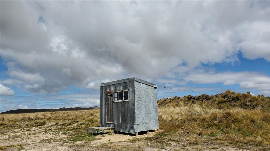Buster Hut: Oteake Conservation Park: Otago region