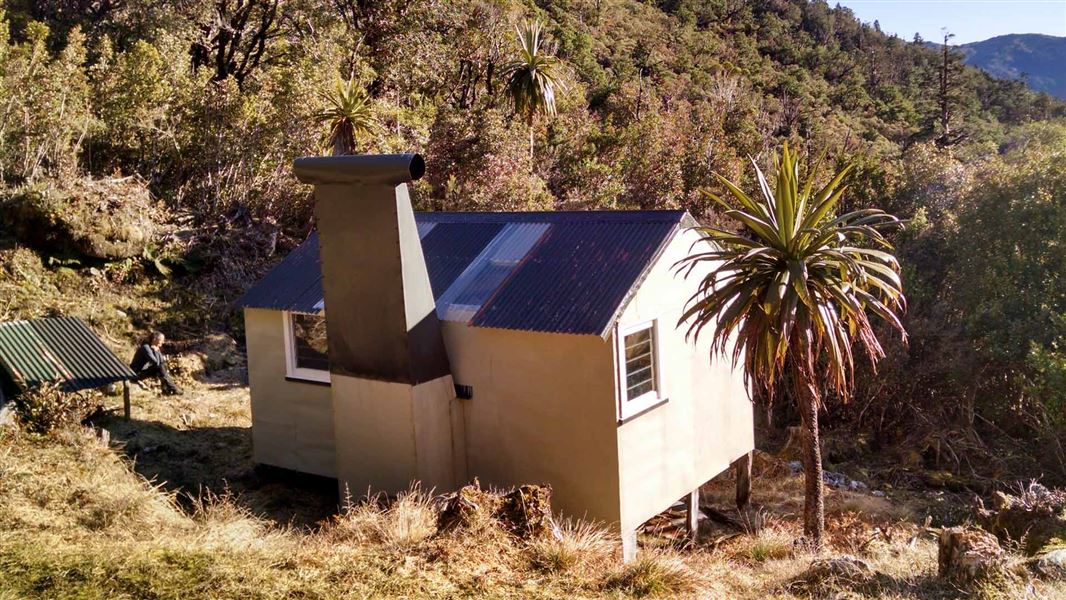Cone Creek Hut: Ahaura River & Lake Brunner catchments area, West Coast ...